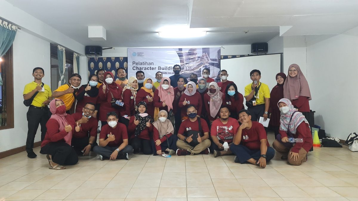 SMAN 70 Mengadakan Pelatihan Peningkatan Etos Kerja untuk Guru dan ...